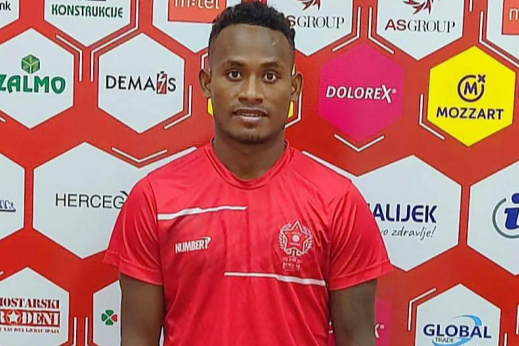 Raphael Lea’i arrives in Europe; new details about his possible deal ...